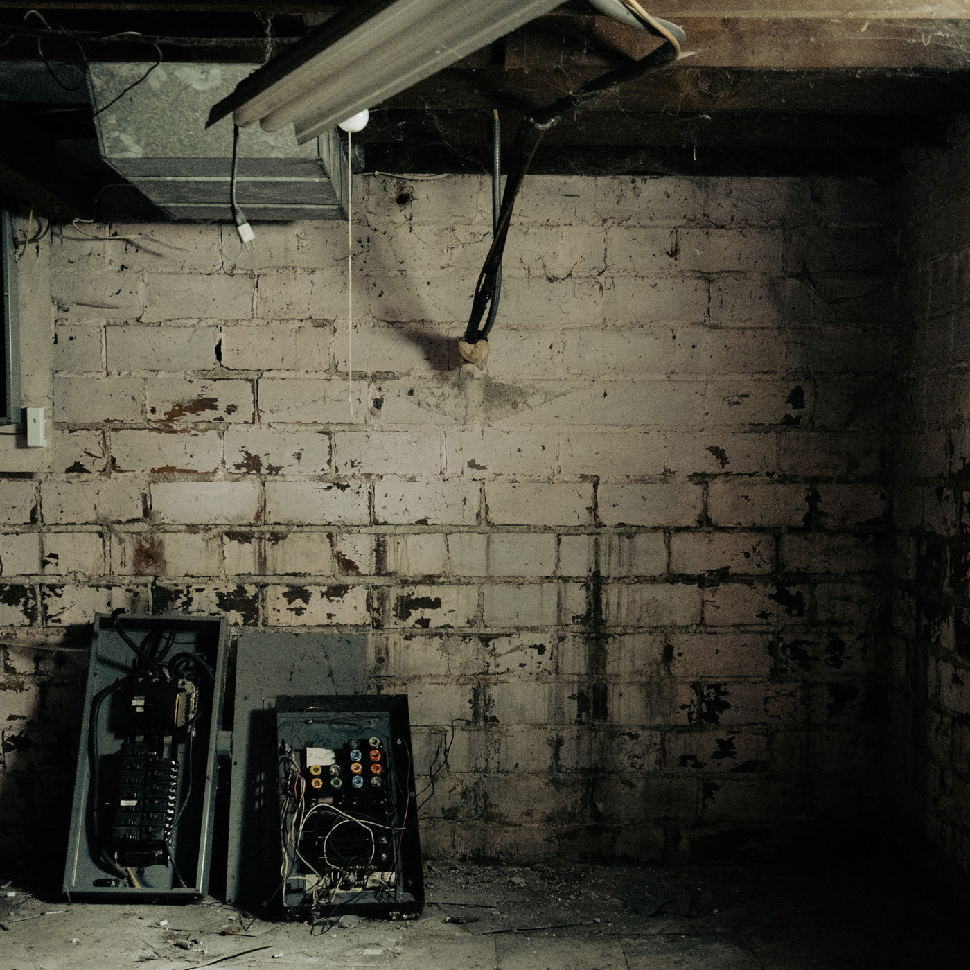 How To Brighten Up a Basement With No Windows - STKR Concepts